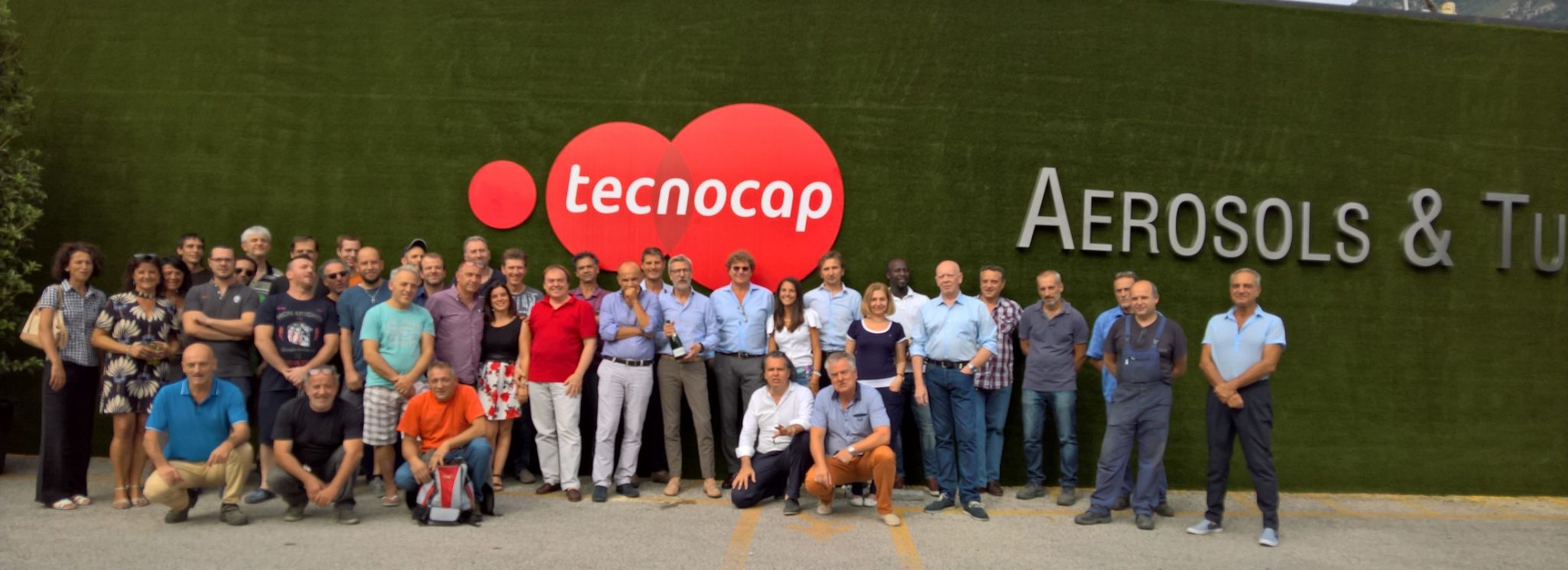 Aerosol Cans Production - Tecnocap Group metal closures and aerosol